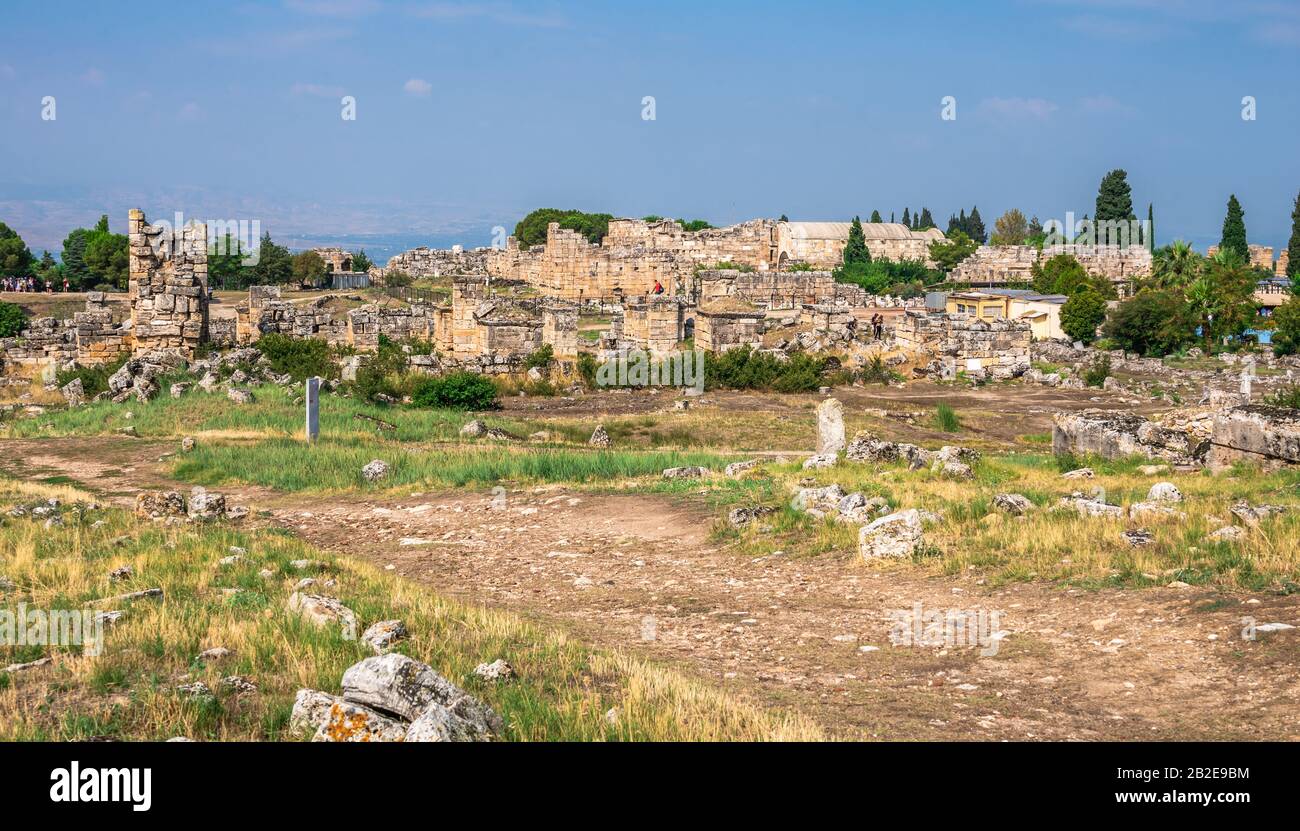 Hierapolis pamukkale archaeology museum hi-res stock photography and images - Alamy