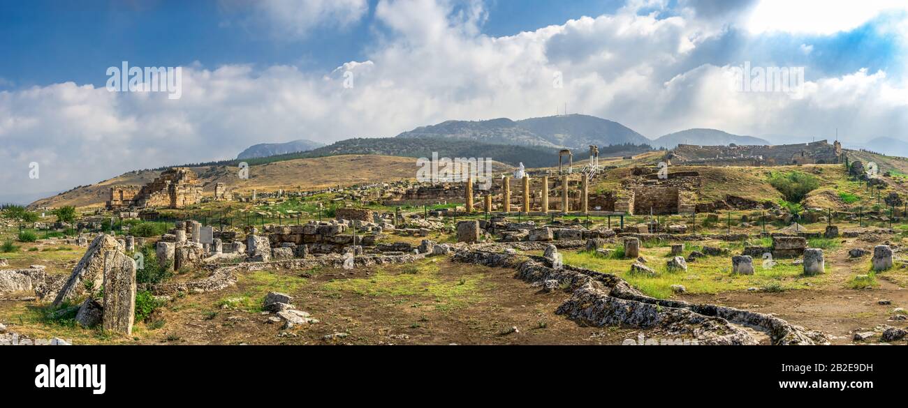 The ruins of the ancient city of Hierapolis in Pamukkale, Turkey, on a sunny summer day Stock ...