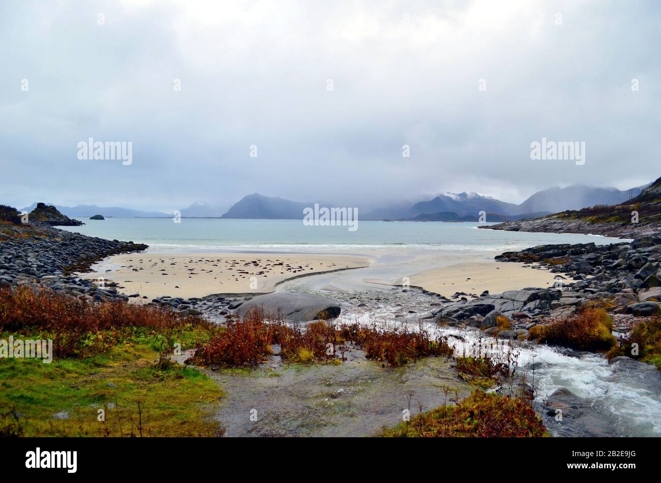 Land falling into the sea hi-res stock photography and images - Alamy