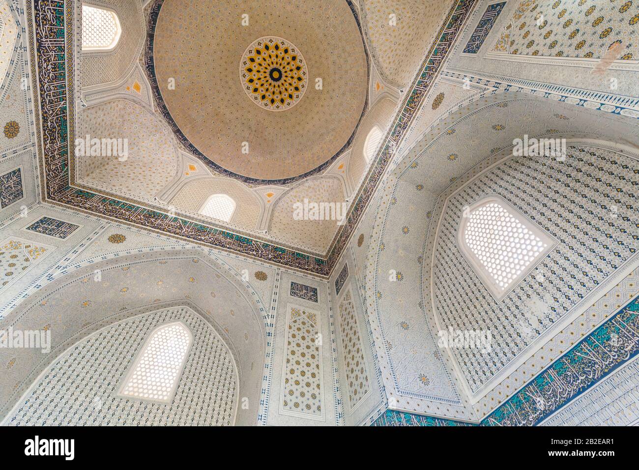 Interior architecture islamic hi-res stock photography and images - Alamy