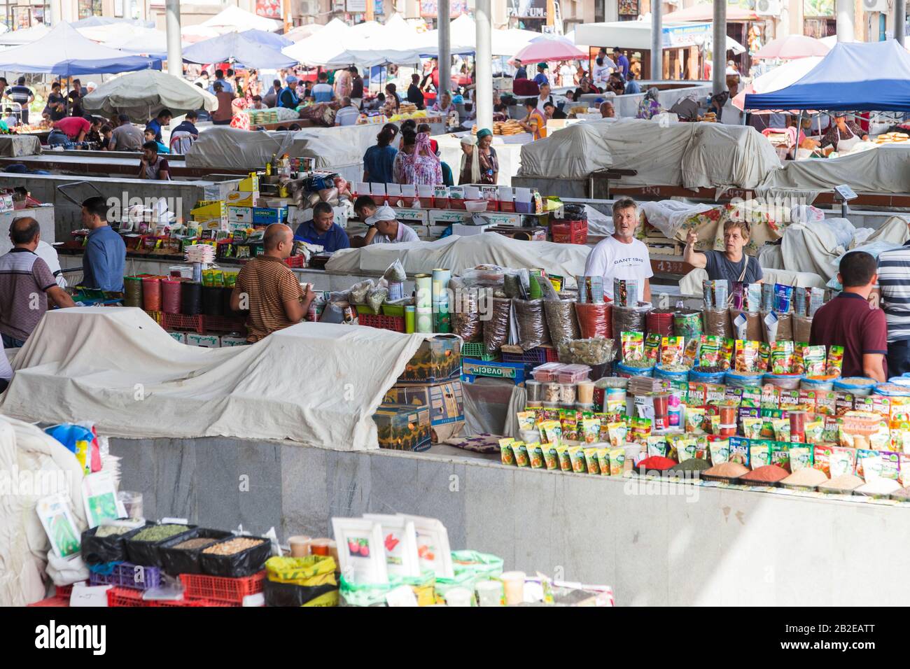 Siab Bazaar, near Bibi Khanym Mosque, Bibi Khanum mosque, Samarkand ...