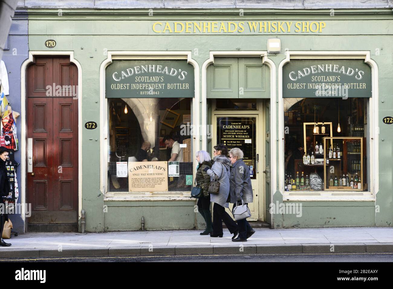 City life in Edinburgh Stock Photo - Alamy