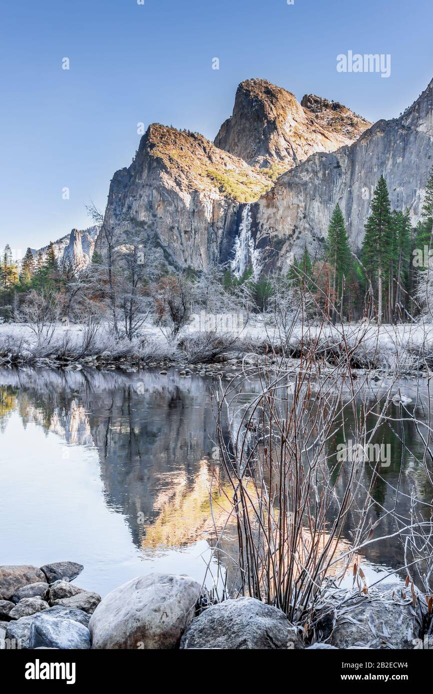 Beautiful view from the Valley of Yosemite National Park Winter ...
