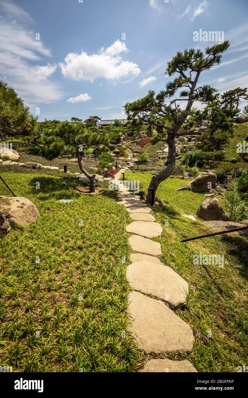 Traditional Chinese City Garden Park close-up photo Stock Photo - Alamy