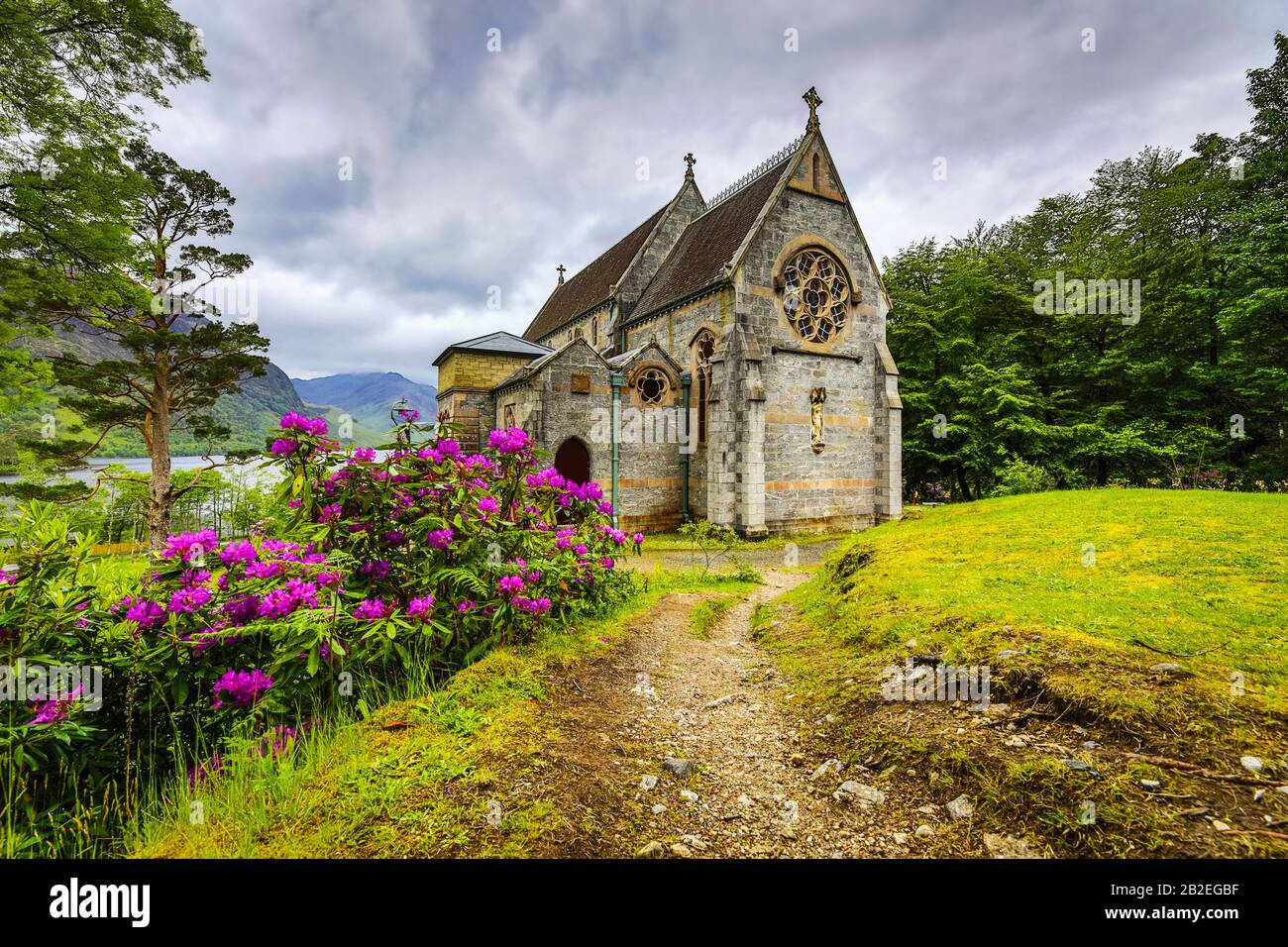 Ancient Scottish medieval buildings and beautiful landscape of ...