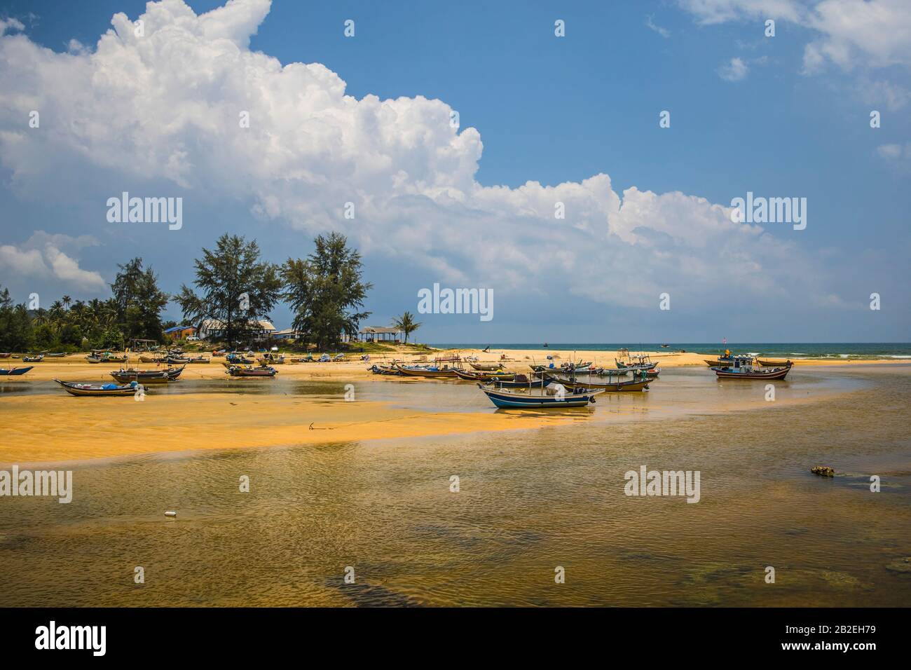 Malaysia coast hi-res stock photography and images - Alamy