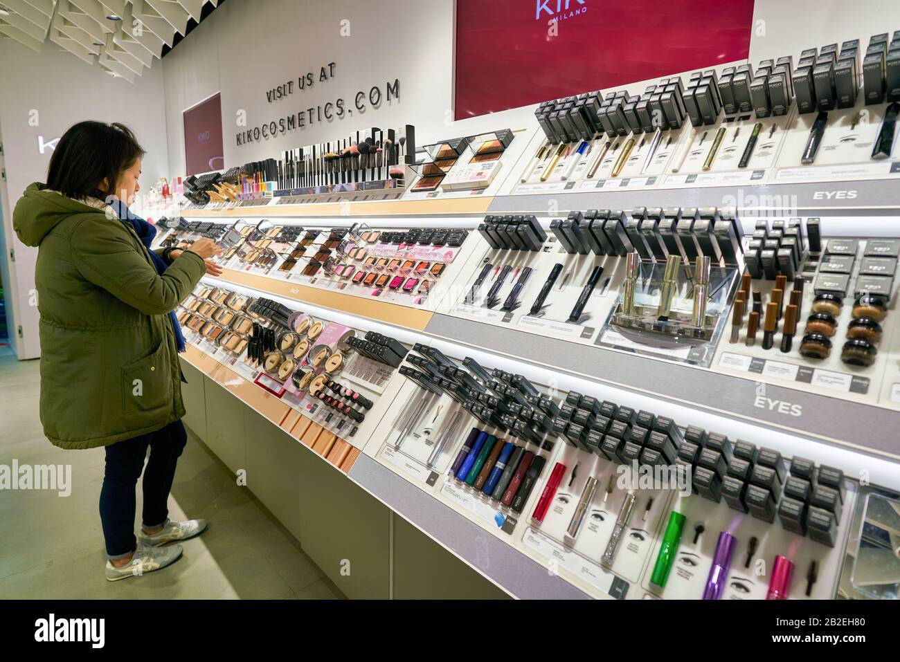 Kiko milano store hi-res stock photography and images - Alamy