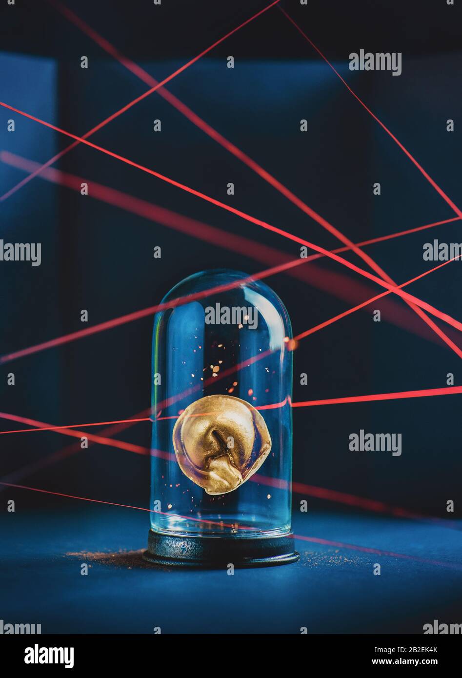 Security laser beam museum hi-res stock photography and images - Alamy