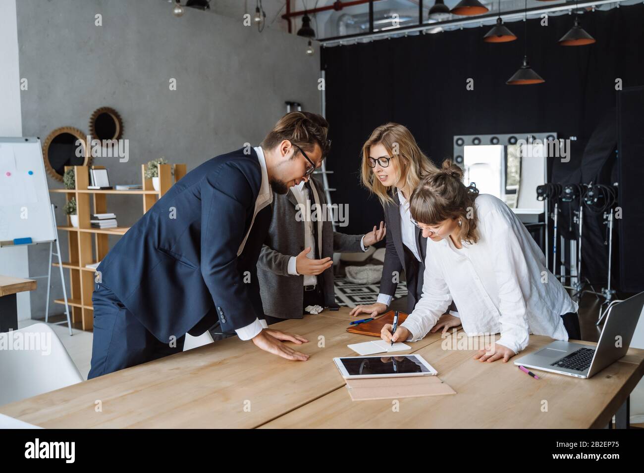 Business people having discussion, dispute or disagreement at meeting ...