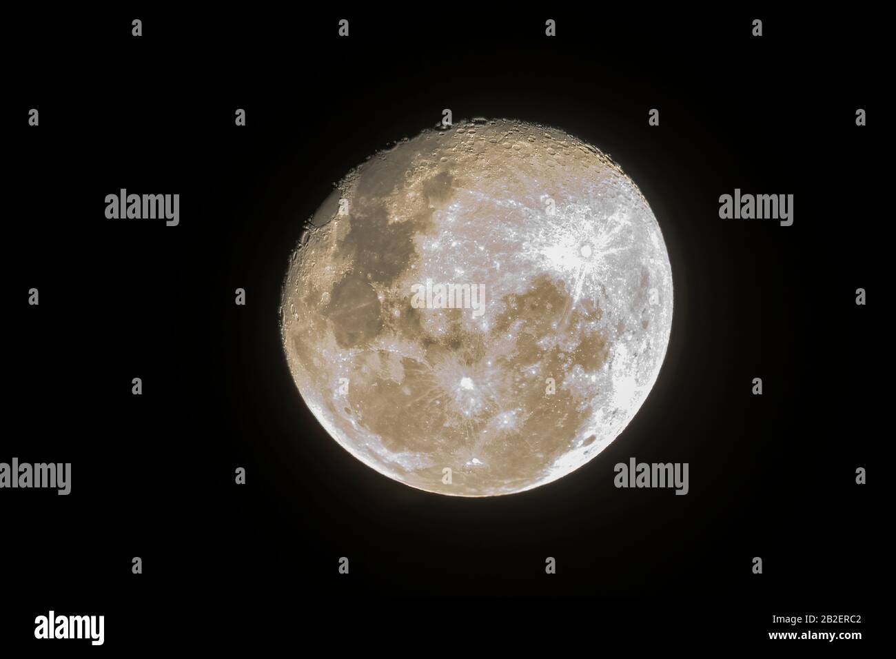 Full moon clear night sky hi-res stock photography and images - Alamy