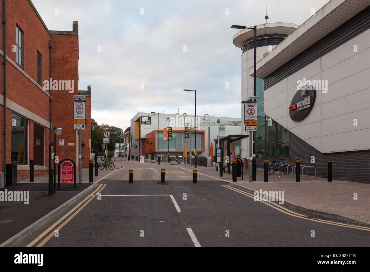 Didcot town centre hi-res stock photography and images - Alamy