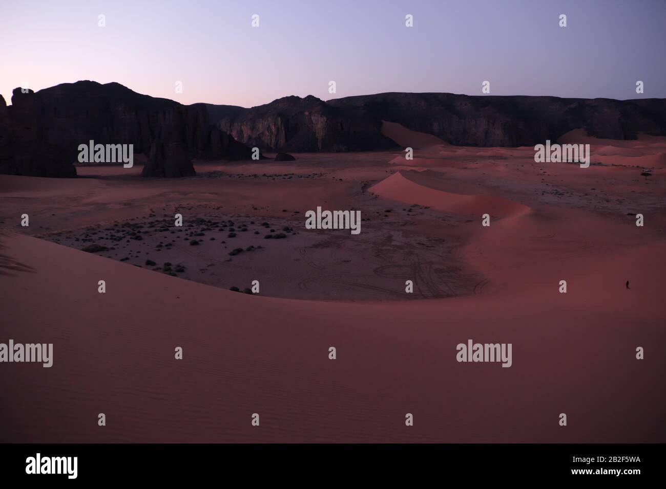 Adventures in Tasili n'Ajjer, UNESCO World Heritage site in Southern ...