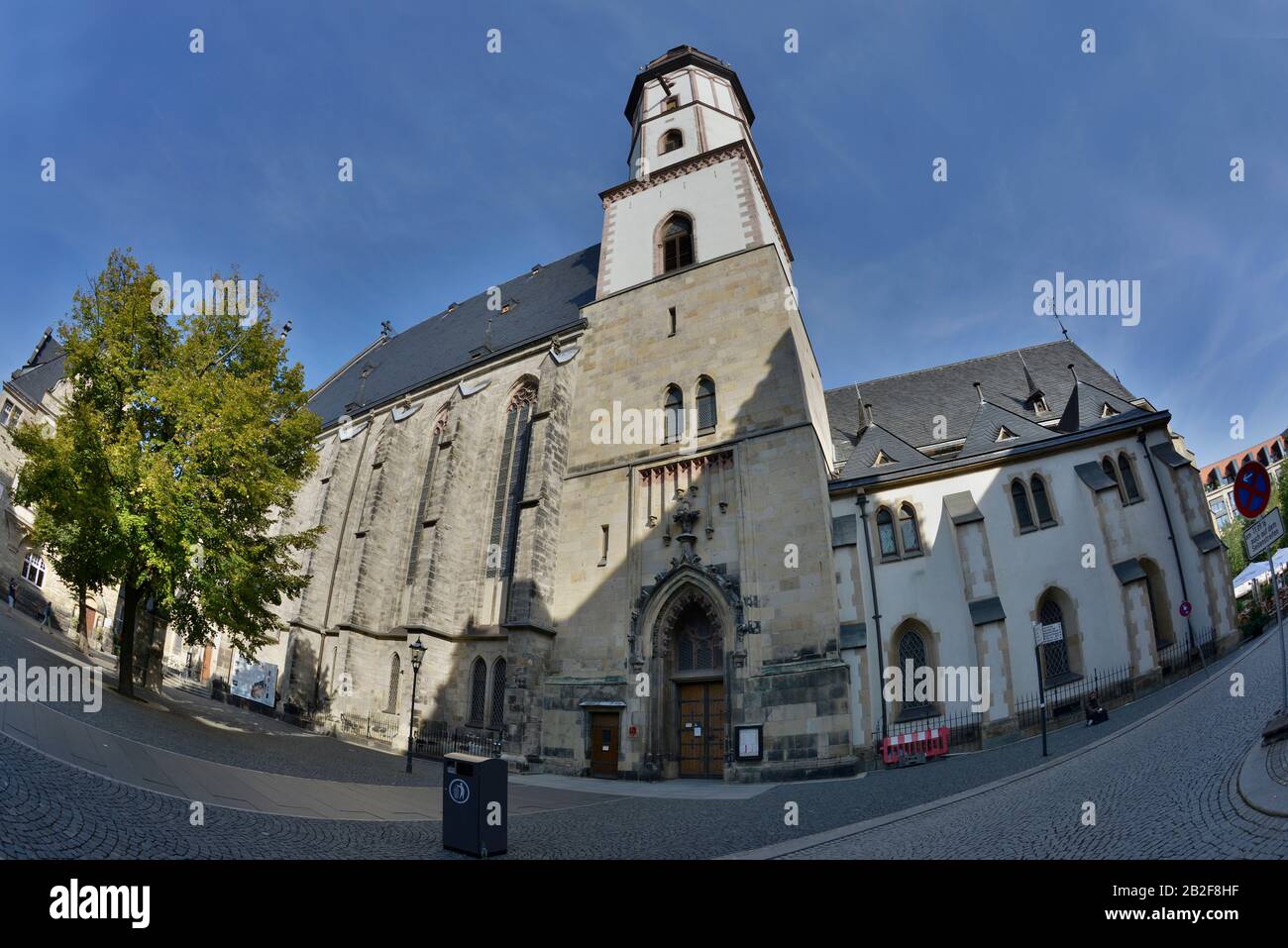 Thomaskirche, Thomaskirchhof, Leipzig, Sachsen, Deutschland Stock Photo ...