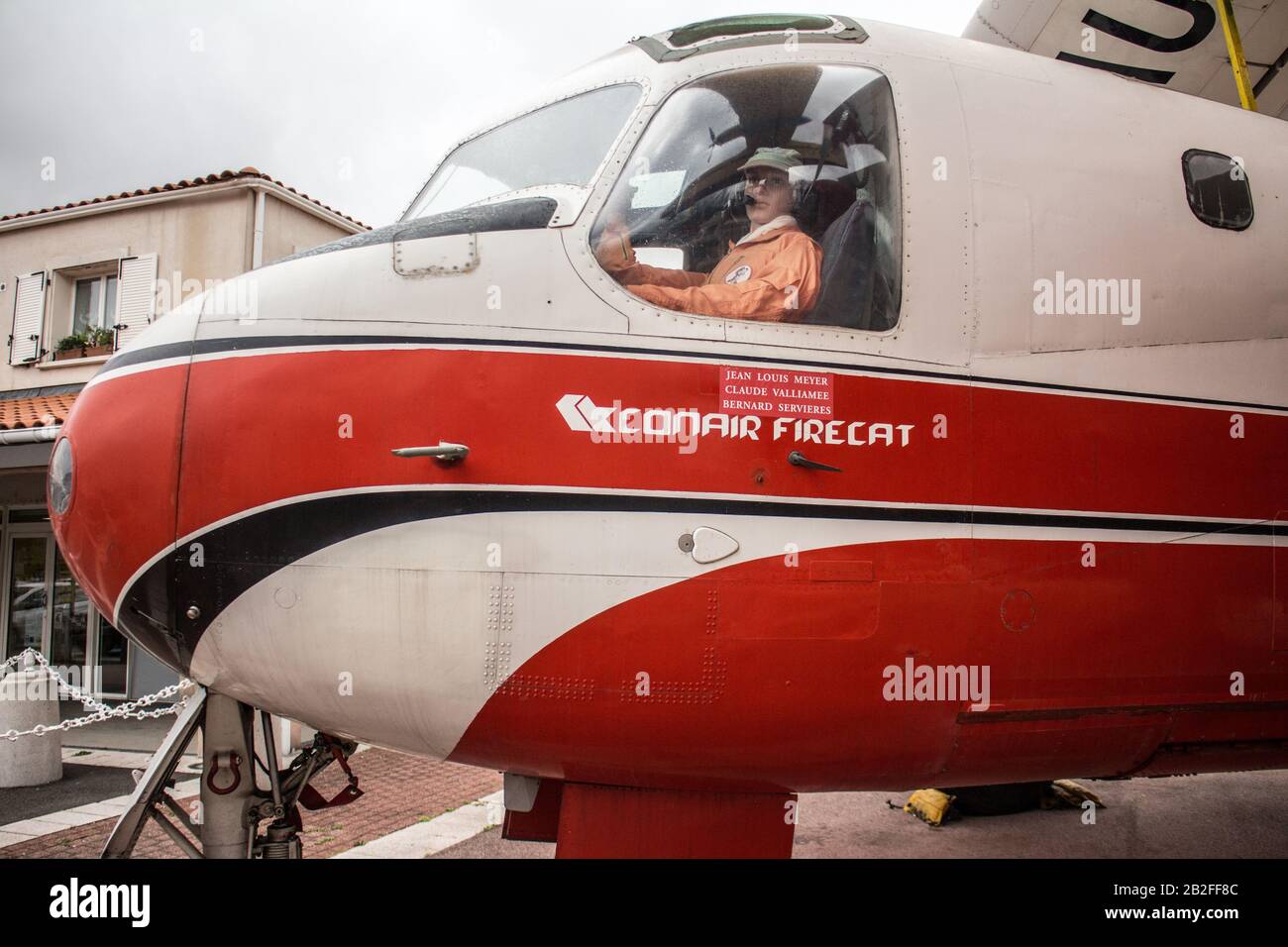 Conair firecat hi-res stock photography and images - Alamy