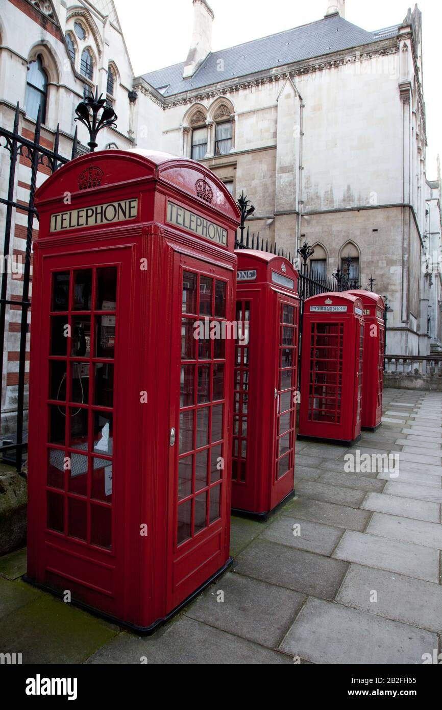 Line of red phone boxes hi-res stock photography and images - Alamy