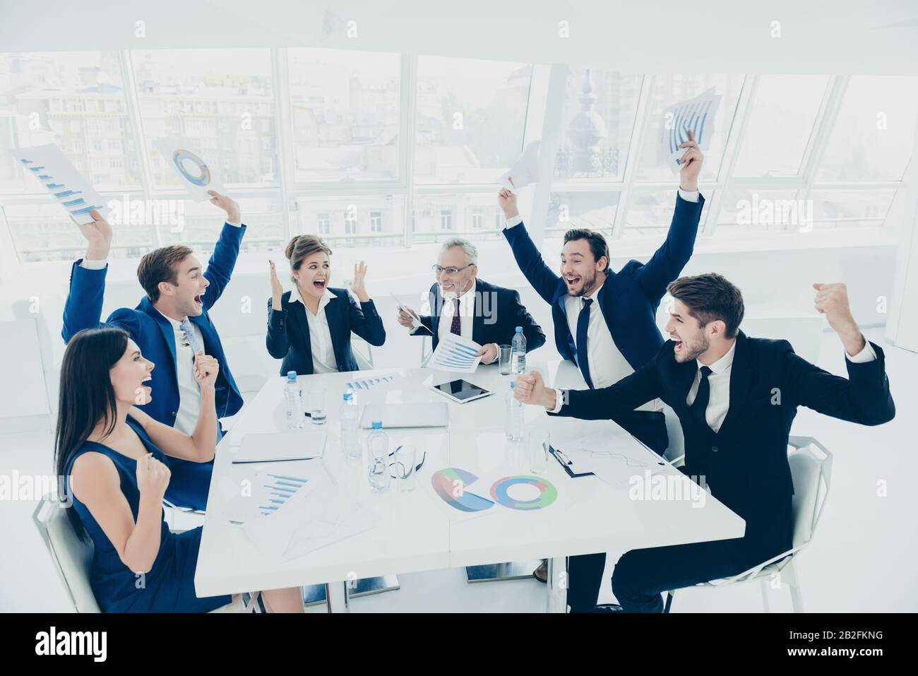 Yes group hi-res stock photography and images - Alamy