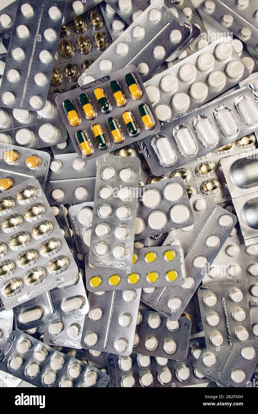 Blister pill hi-res stock photography and images - Alamy
