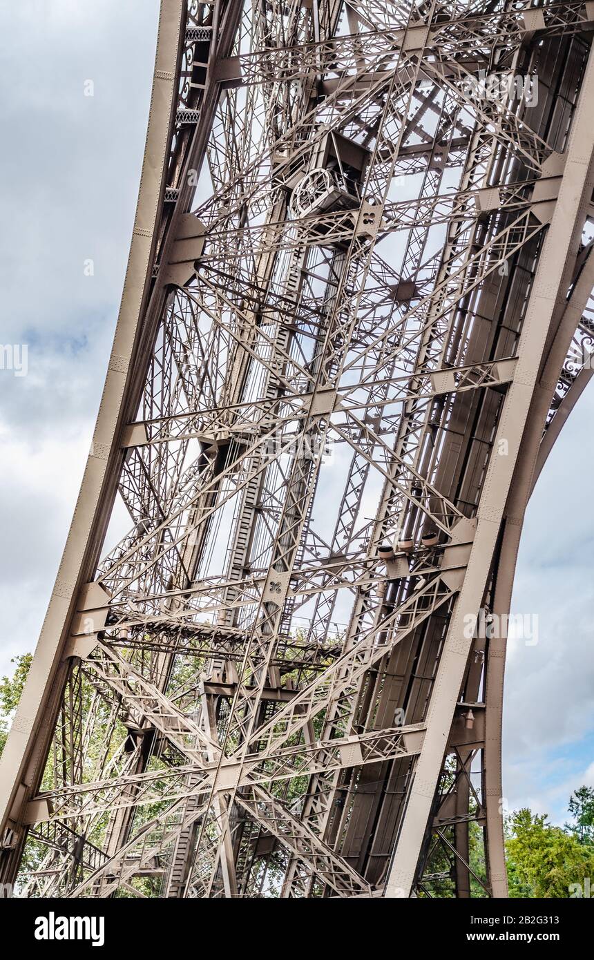 Paris, France. Construction Eiffel Tower, view from below Stock Photo ...