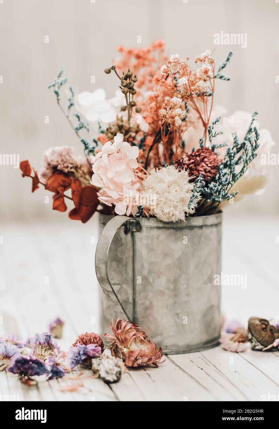 Boho flowers hi-res stock photography and images - Alamy