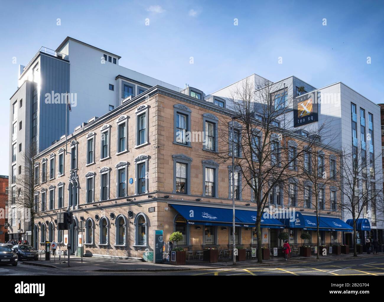 Donegall square hi-res stock photography and images - Alamy