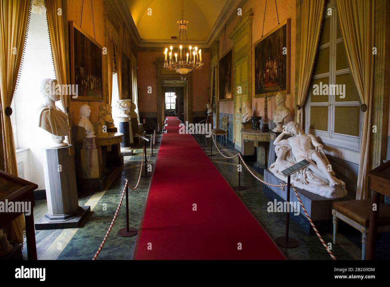 Savoy gallery hi-res stock photography and images - Alamy