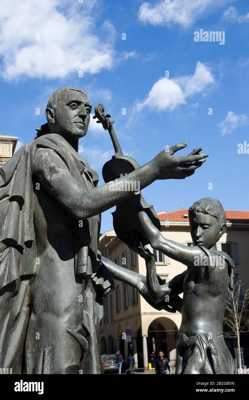 Antonio stradivari hi-res stock photography and images - Alamy