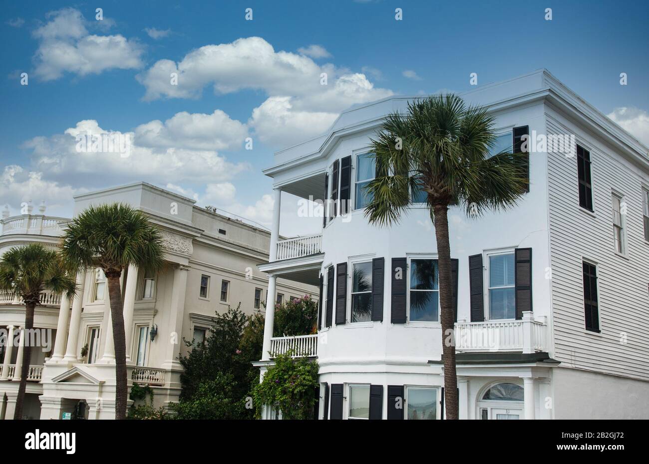 Charleston south carolina architecture hi-res stock photography and ...