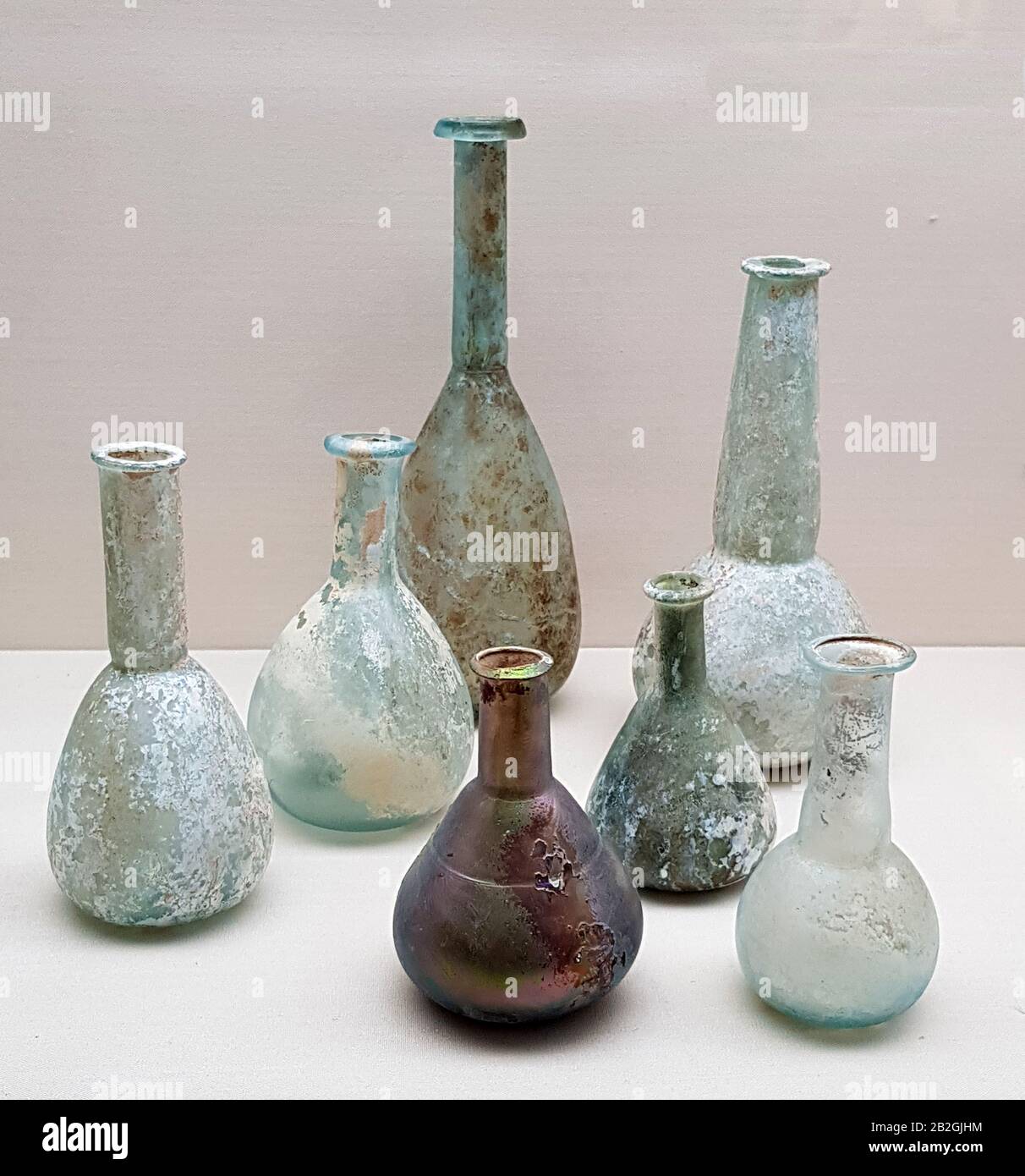 6622. Glass cosmetic and medicine containers, 4th.-7th. C. AD. Roman ...