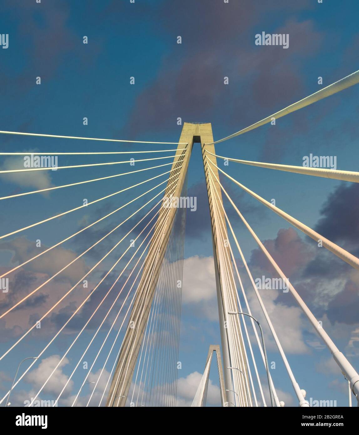 White suspension bridge hi-res stock photography and images - Alamy