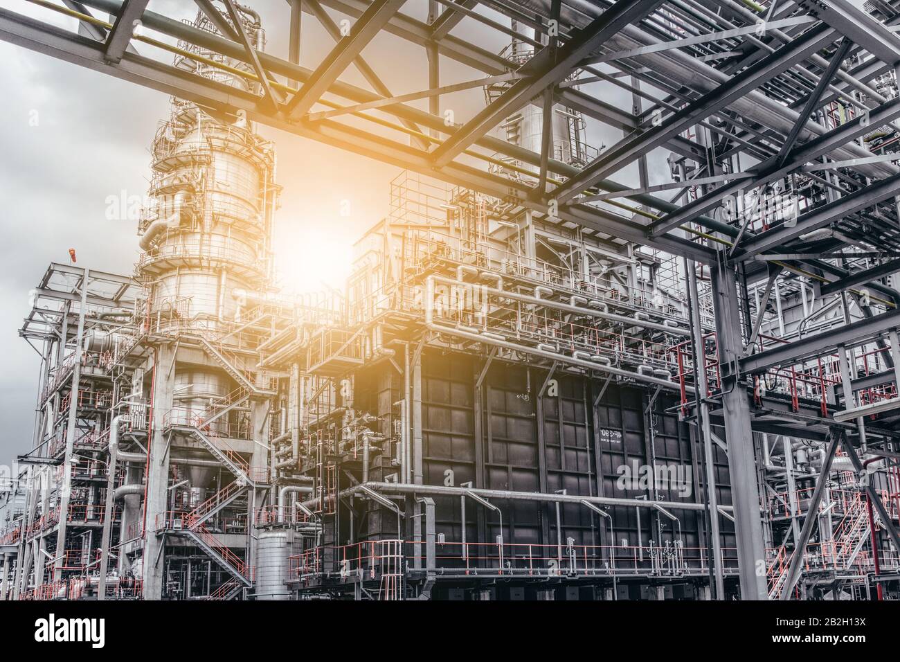 Refining works hi-res stock photography and images - Alamy