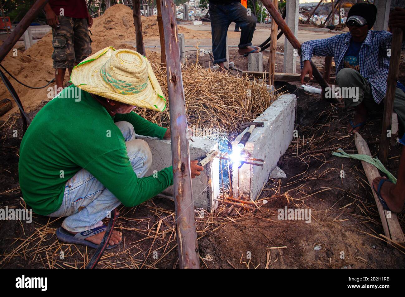 Poor welding hi-res stock photography and images - Alamy