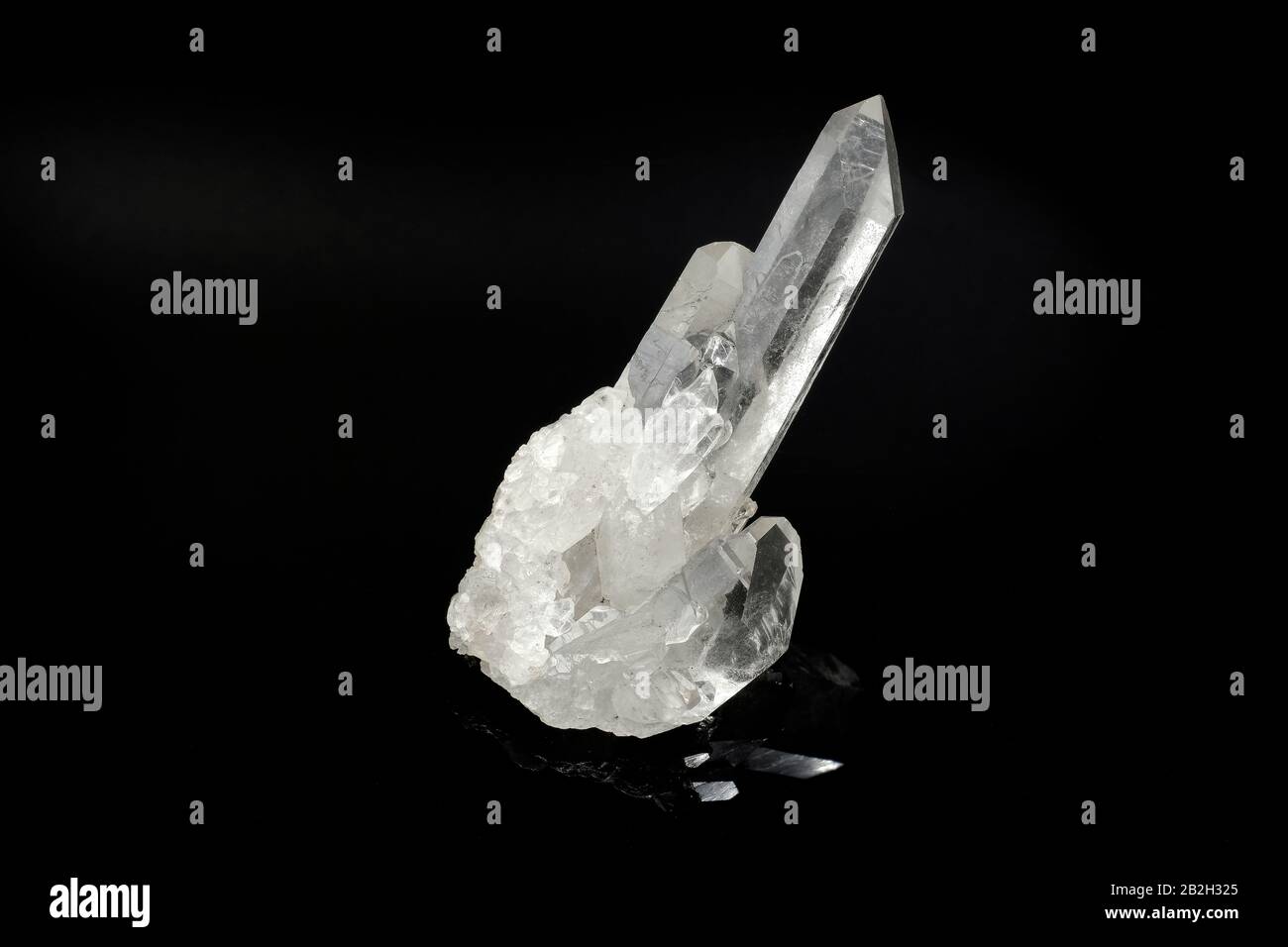 Crystal point hi-res stock photography and images - Alamy