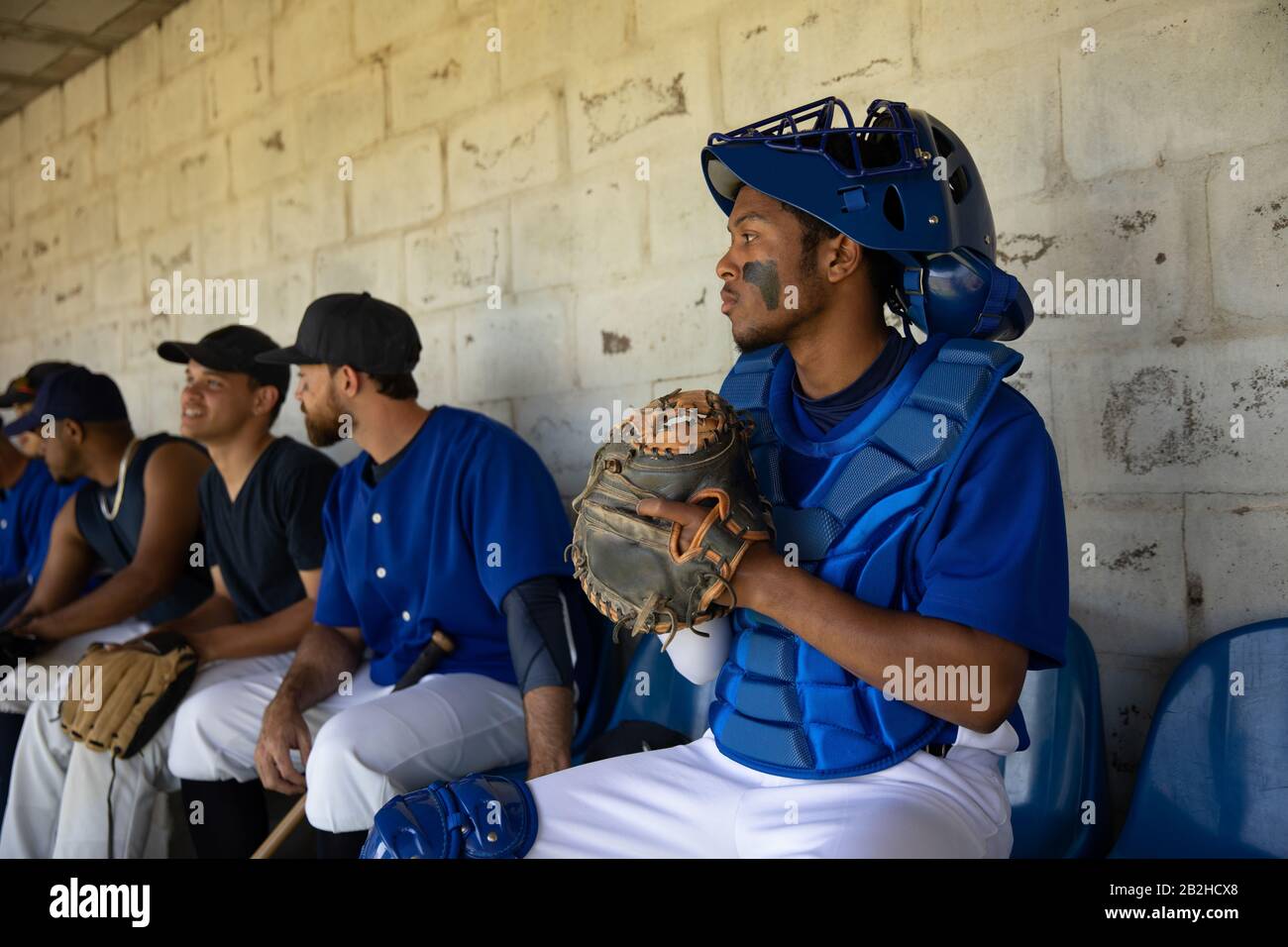 Match communication hi-res stock photography and images - Alamy