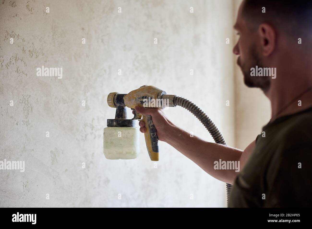 Spray plaster hi-res stock photography and images - Alamy