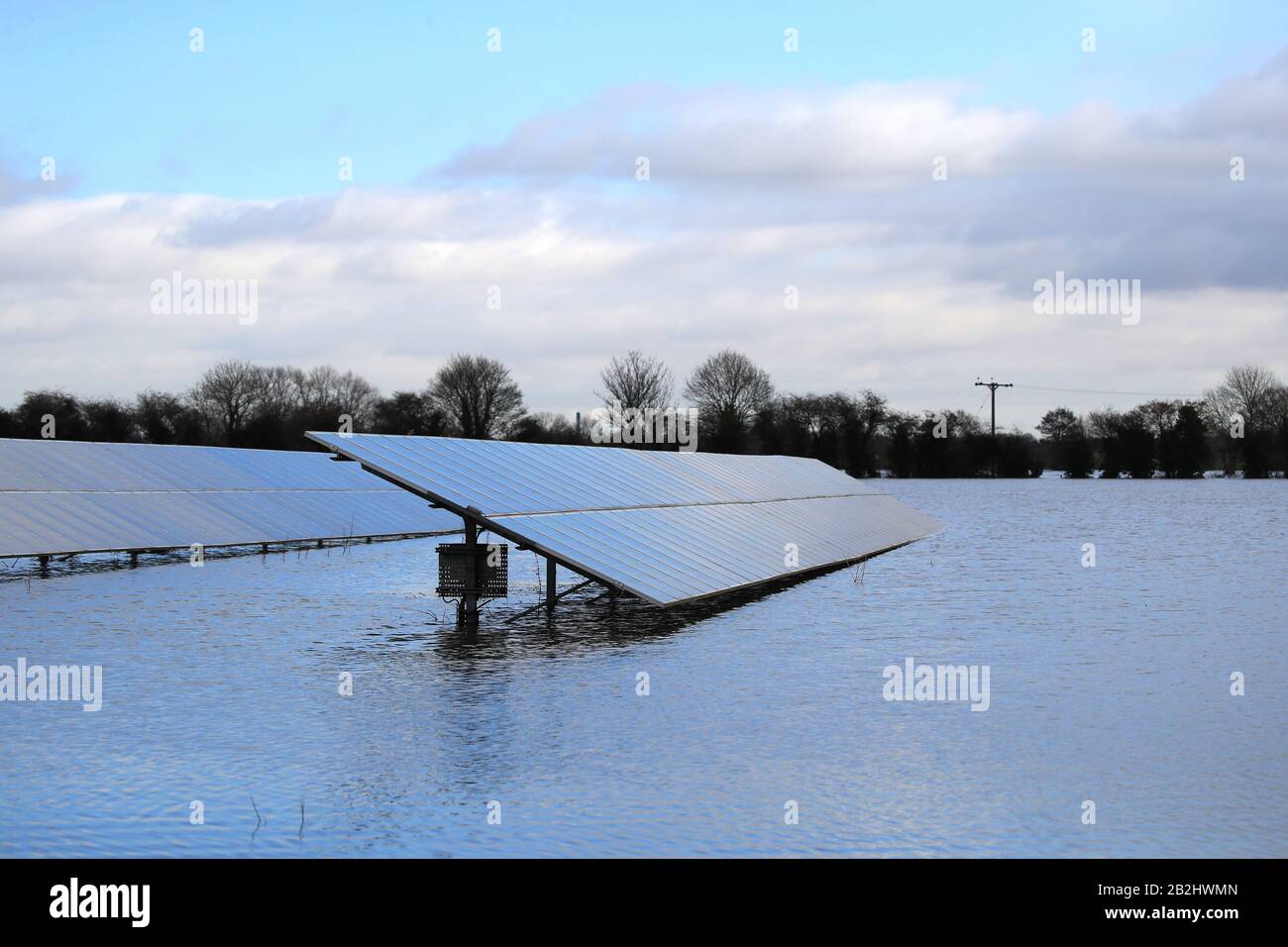 Solar panels in floodwater in East Cowick,Yorkshire, as a total of 82 ...