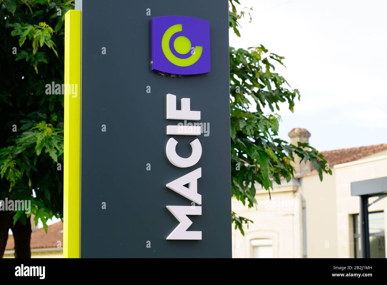 Logo macif hi-res stock photography and images - Alamy