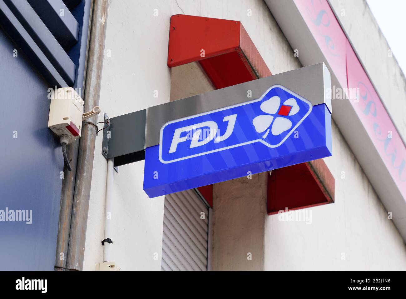 Fdj france logo hi-res stock photography and images - Alamy