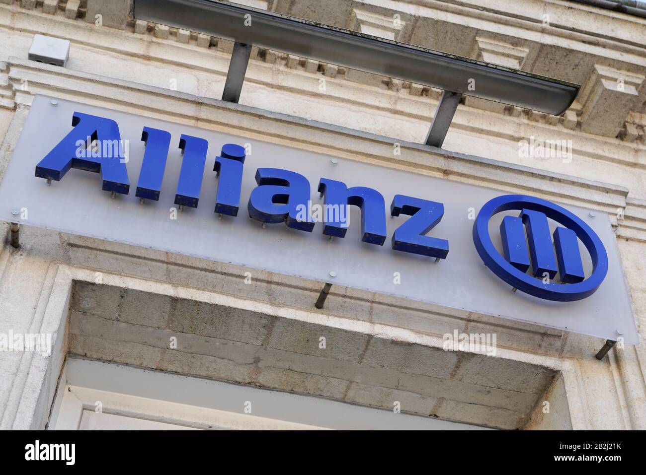 Allianz Banque Logo