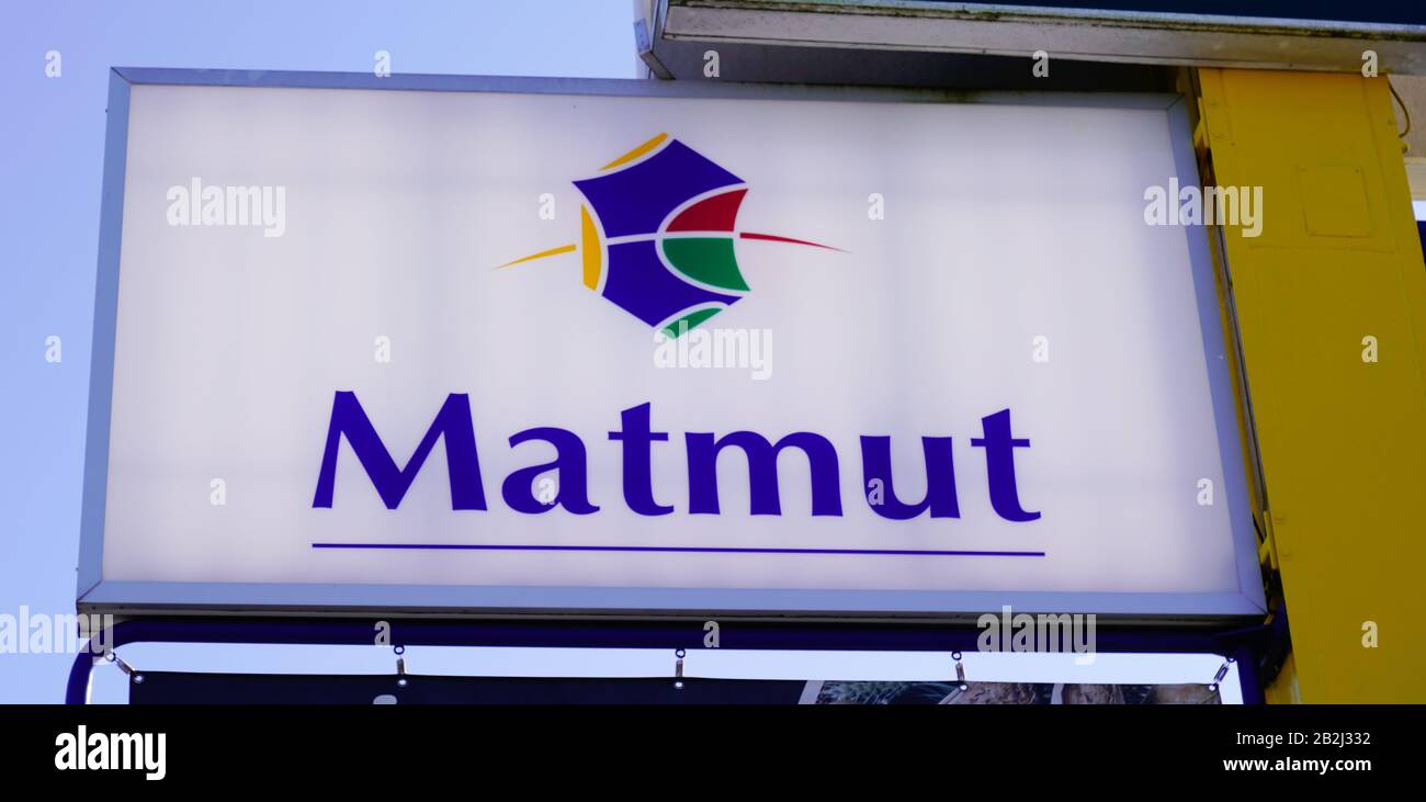 Matmut logo hi-res stock photography and images - Alamy