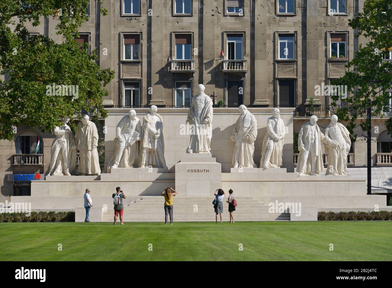 Kossuthdenkmal hi-res stock photography and images - Alamy