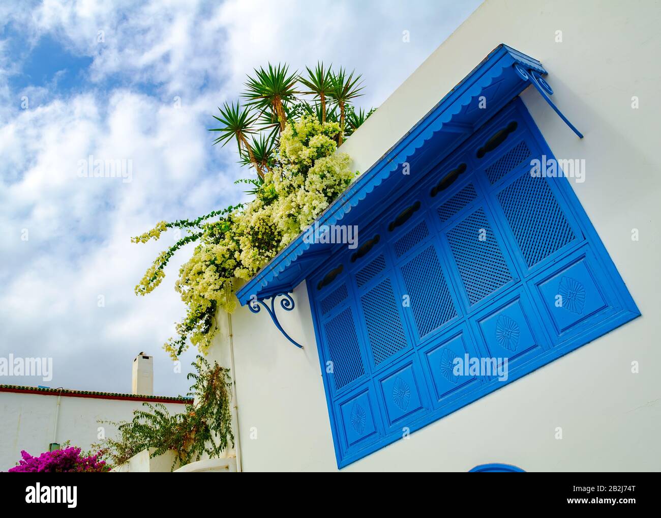 Slatted windows hi-res stock photography and images - Alamy
