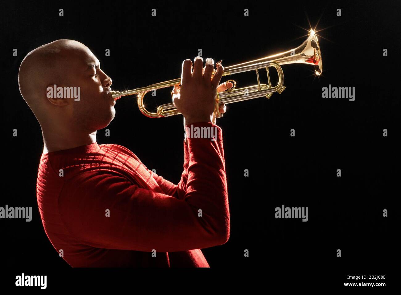 Trumpeter playing blues hi-res stock photography and images - Alamy
