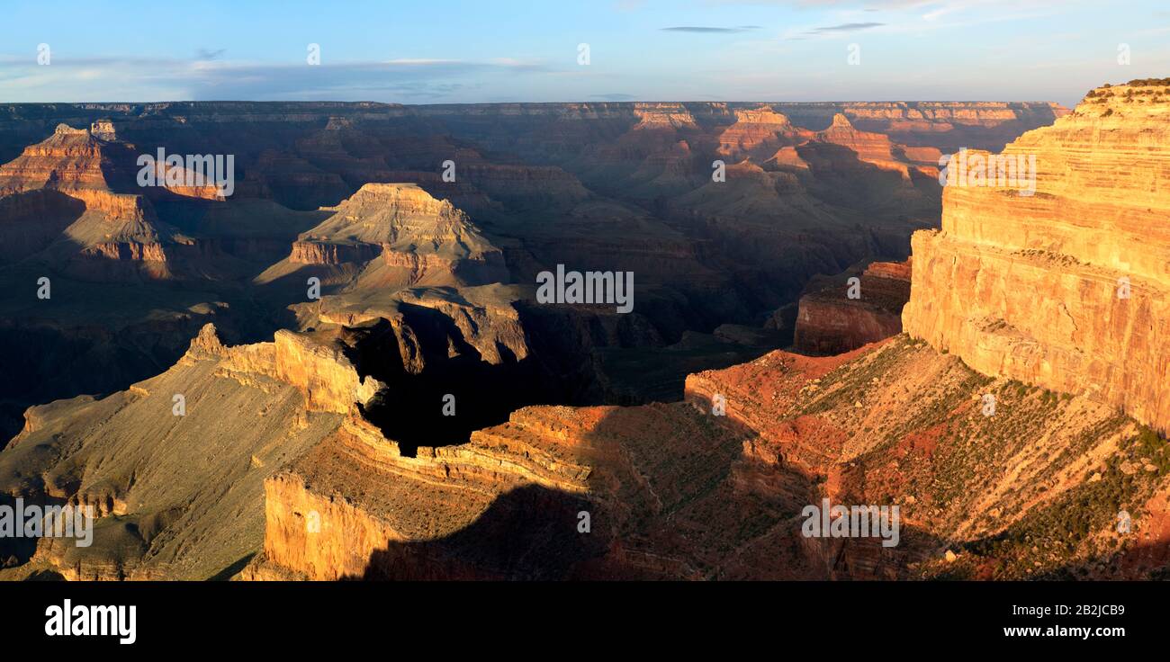Stunning sunset sky setting over the Colorado River at the Grand Canyon ...