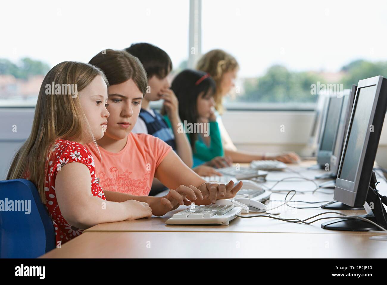 Disabled girl lab hi-res stock photography and images - Alamy