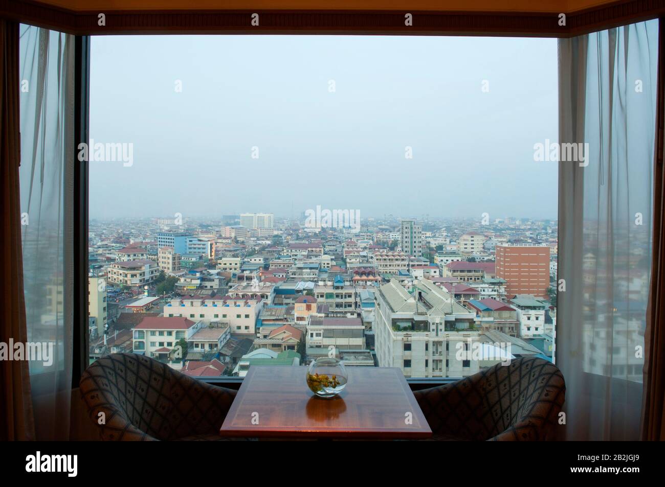 Metropolitan cosmopolitan hotel city hi-res stock photography and ...