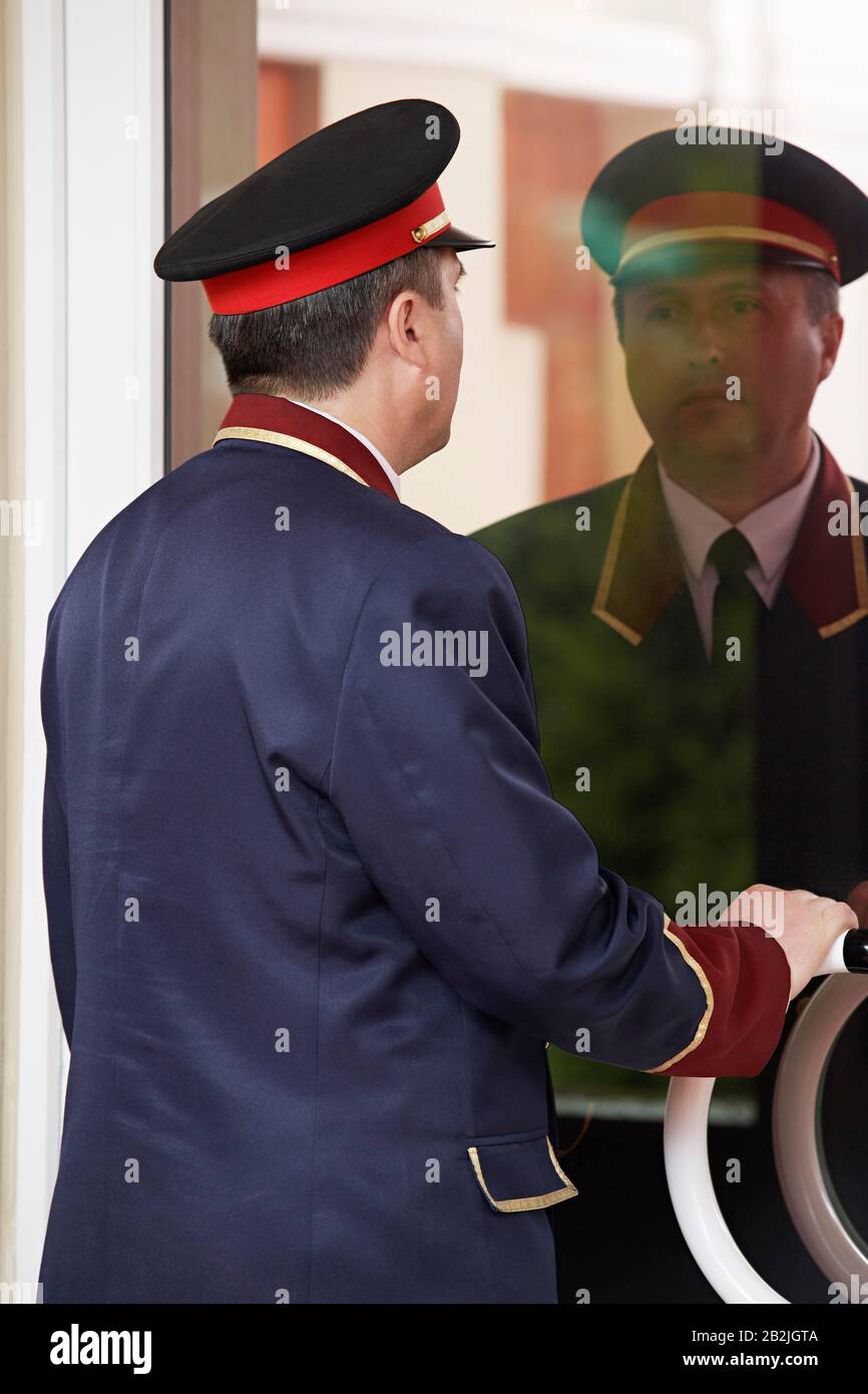 Doormen uniform hi-res stock photography and images - Alamy