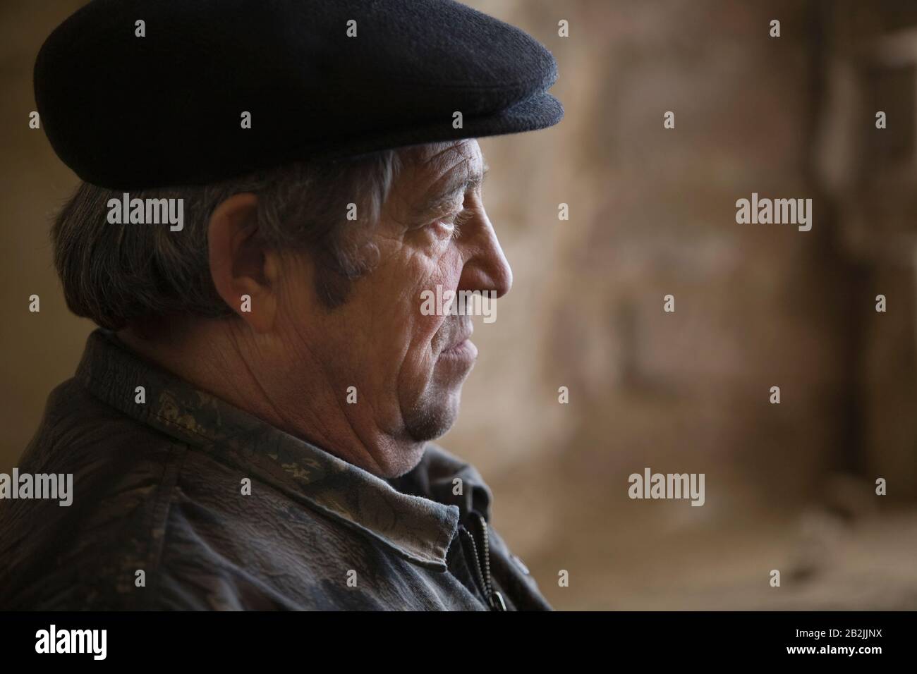 Portrait of a working class man Stock Photo - Alamy