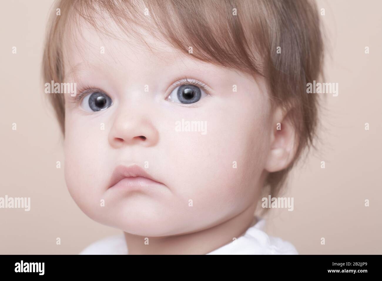 Wide Eyed Toddler High Resolution Stock Photography and Images - Alamy