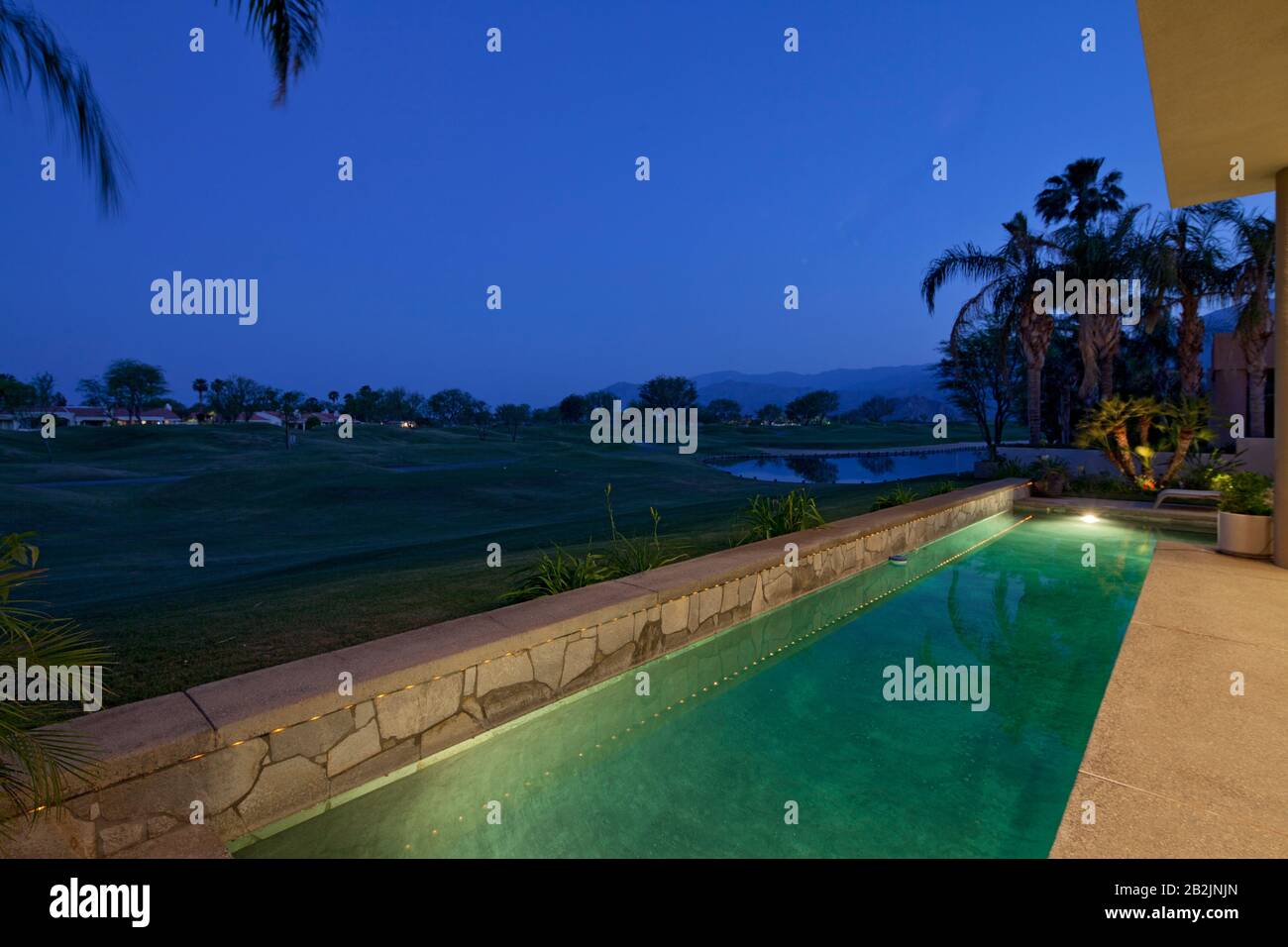 Manor house night hi-res stock photography and images - Alamy