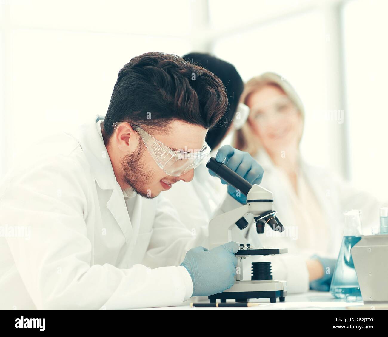 Virologists hi-res stock photography and images - Alamy